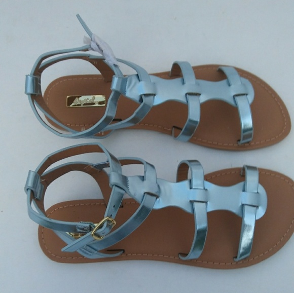 Qupid | Shoes | Womens Blue Metallic Gladiator Style Sandals | Poshmark